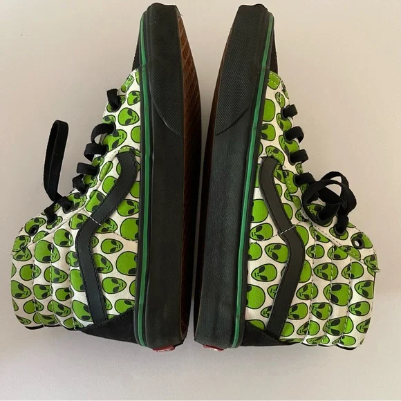 👽Rare Alien Head Print Vans Sk8-Hi CustomsHigh Top Shoes Size: Men: 6.5 ...